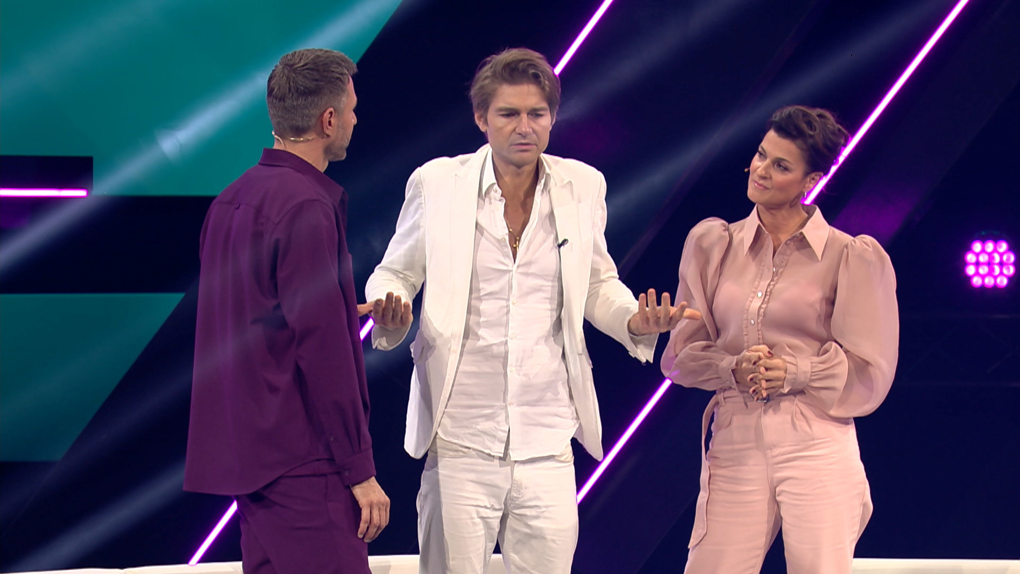 Promi Big Brother: Jeremy Fragrance erklärt emotionalen Auftritt ... Promi Big Brother: Jeremy Fragrance erklärt emotionalen Auftritt ...