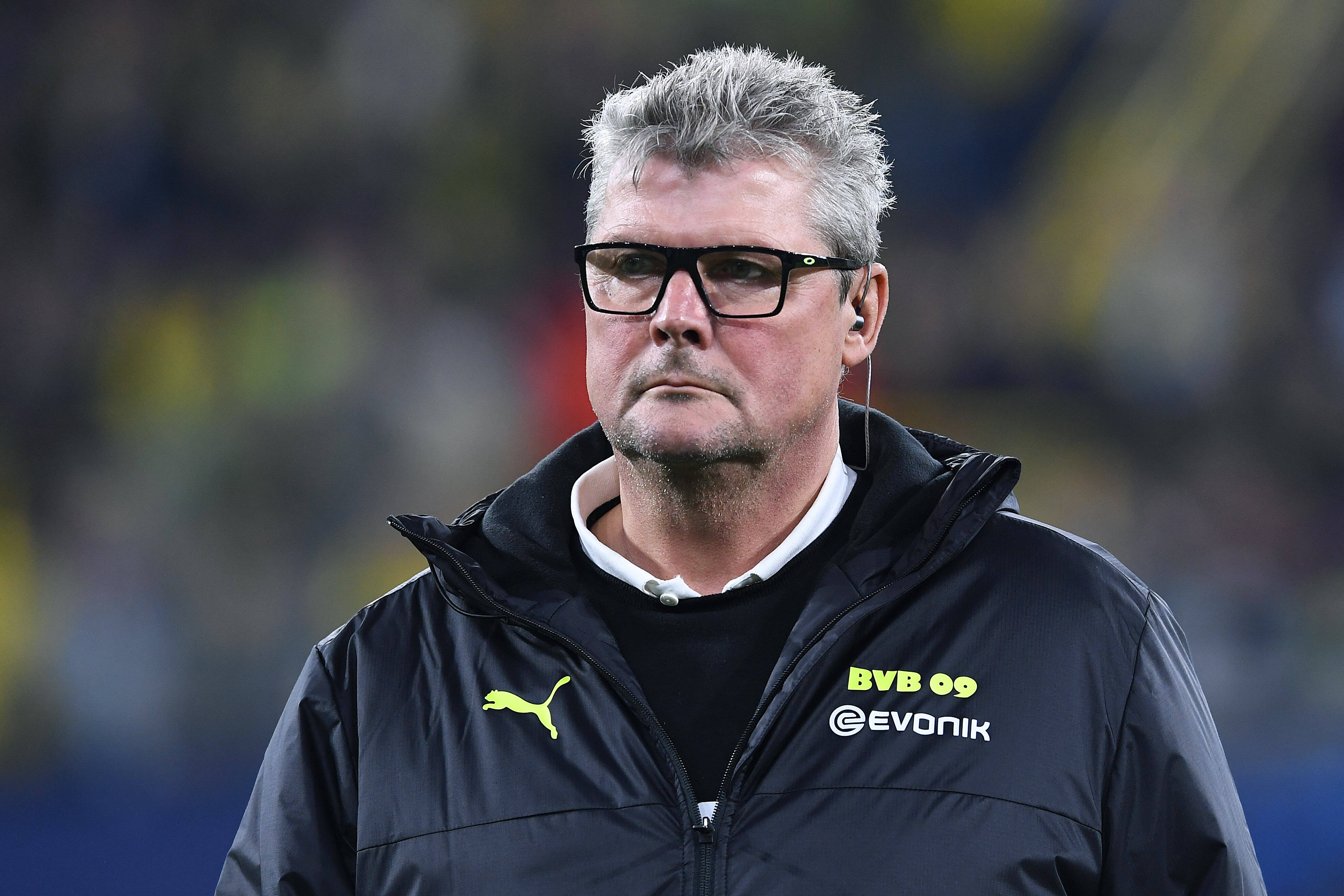 BVB: Pfiffe beim Weihnachtssingen! DAS kam gar nicht gut an - DerWesten.de BVB: Pfiffe beim Weihnachtssingen! DAS kam gar nicht gut an - DerWesten.de